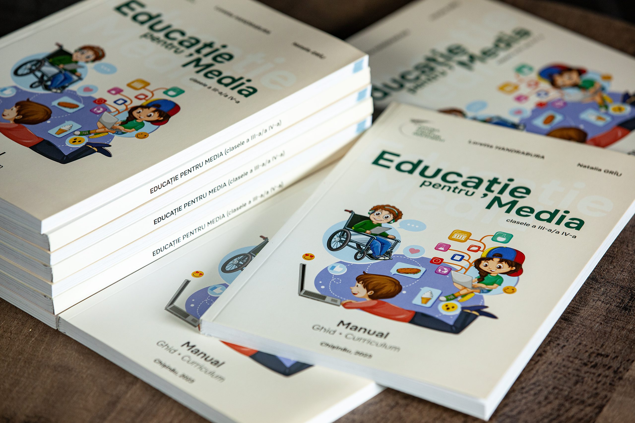 The Updated Version Of The Media Education Textbook For 3 And 4 Grades